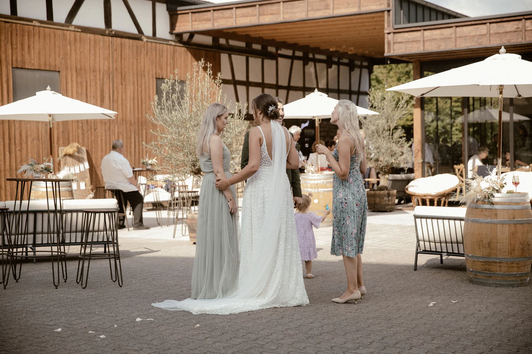 Hochzeit auf dem Hofgut Reith: Festscheune zum Verlieben
